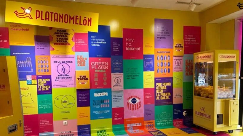 Campaña de Weekend para la primera tienda física de la marca erótica Platanomelón - Murcia Visual